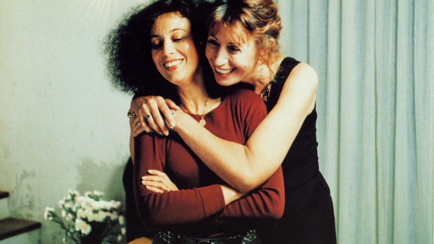 Pauline at the Beach - Harvard Film Archive