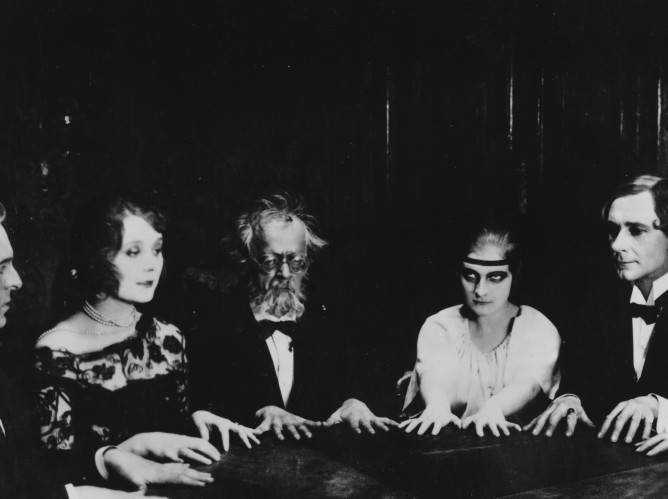 Decadent Shadows. The Cinema of Weimar Germany - Harvard Film Archive