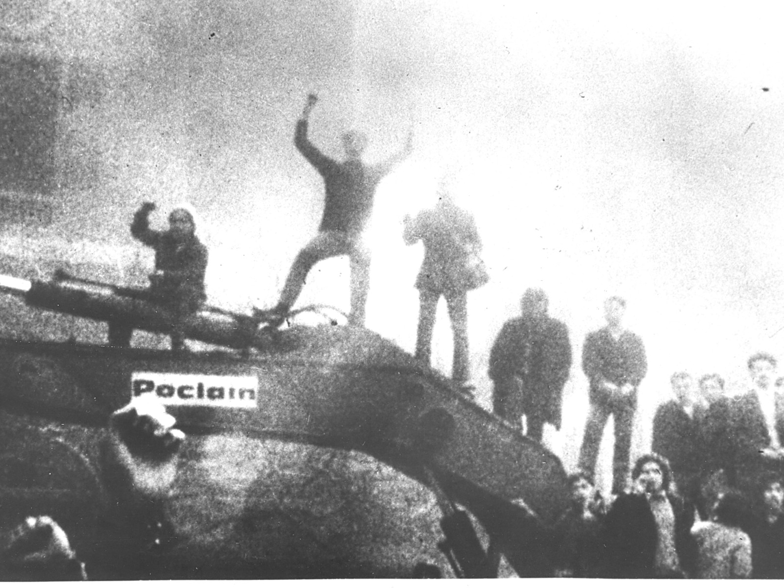 Patricio Guzmán's Chile Trilogy - Harvard Film Archive